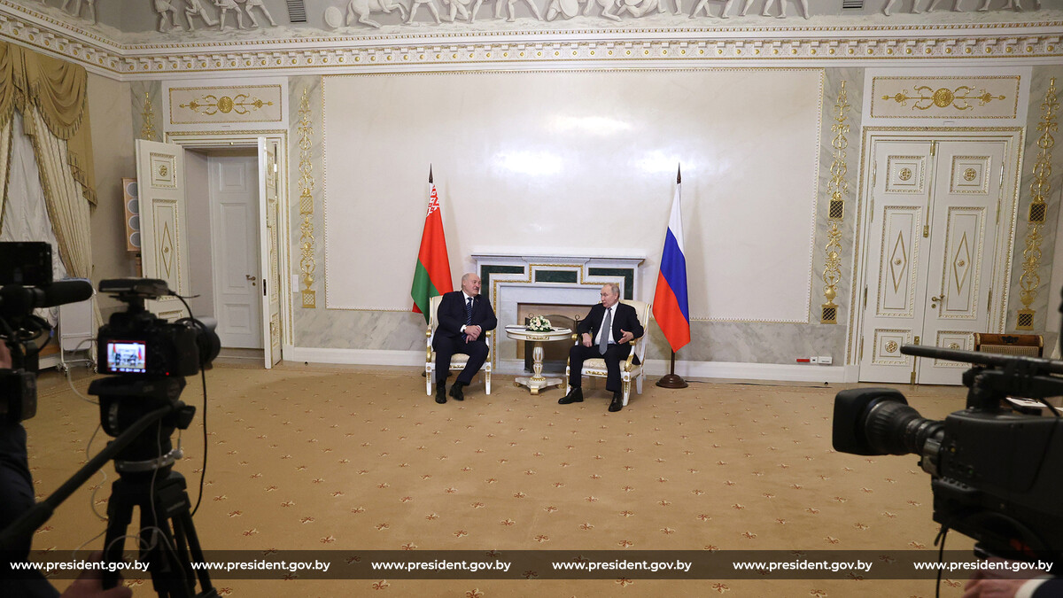 Negotiations with Russian President Vladimir Putin | Official Internet ...