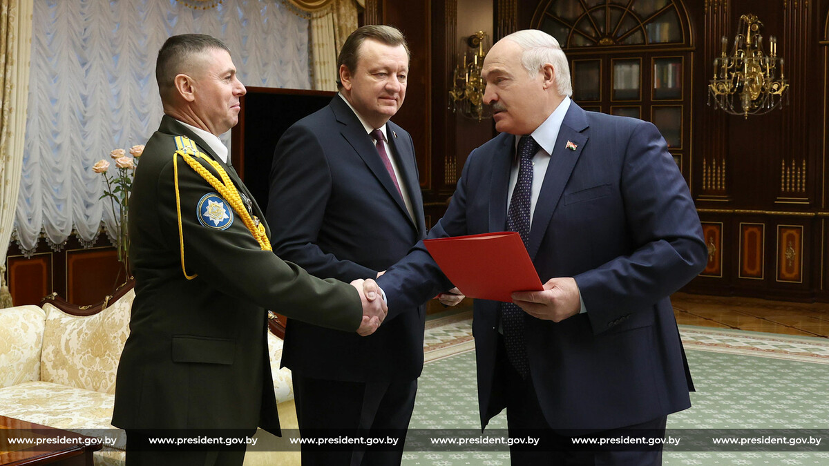 Aleksandr Lukashenko appoints minister of foreign affairs, commander of ...