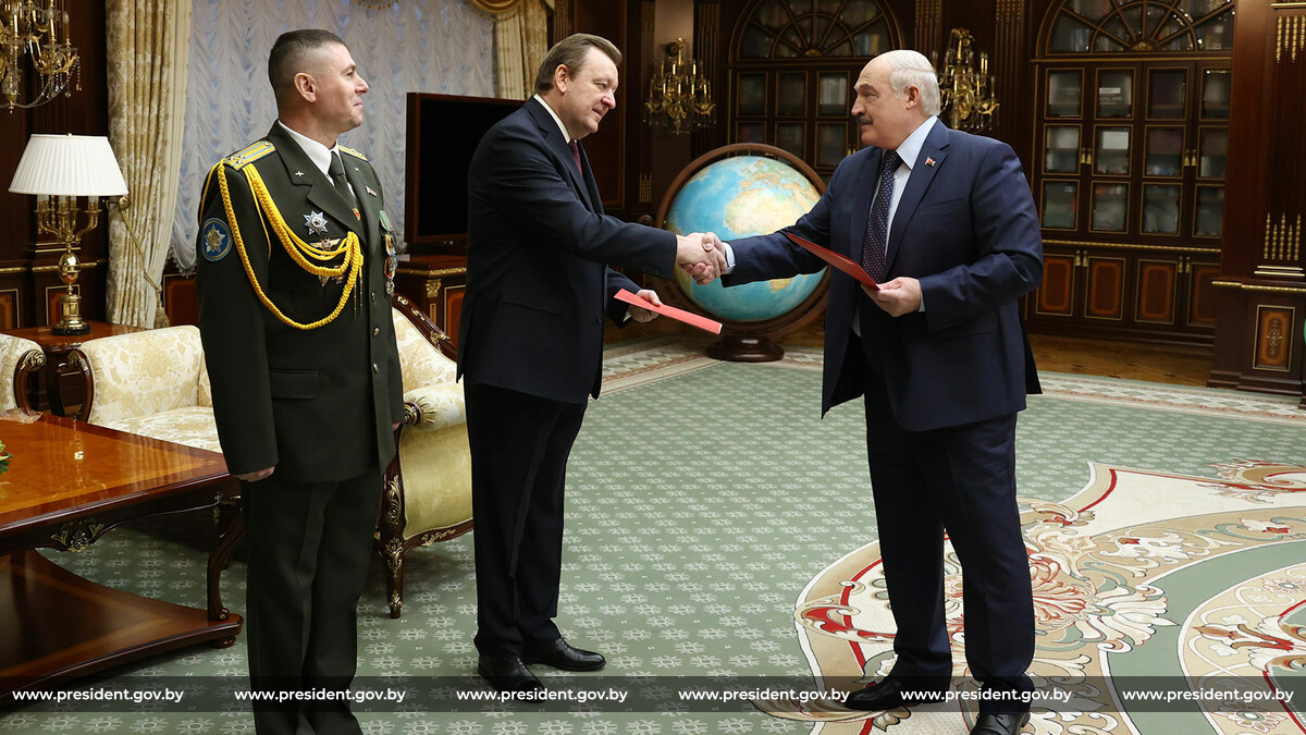 Aleksandr Lukashenko appoints minister of foreign affairs, commander of ...