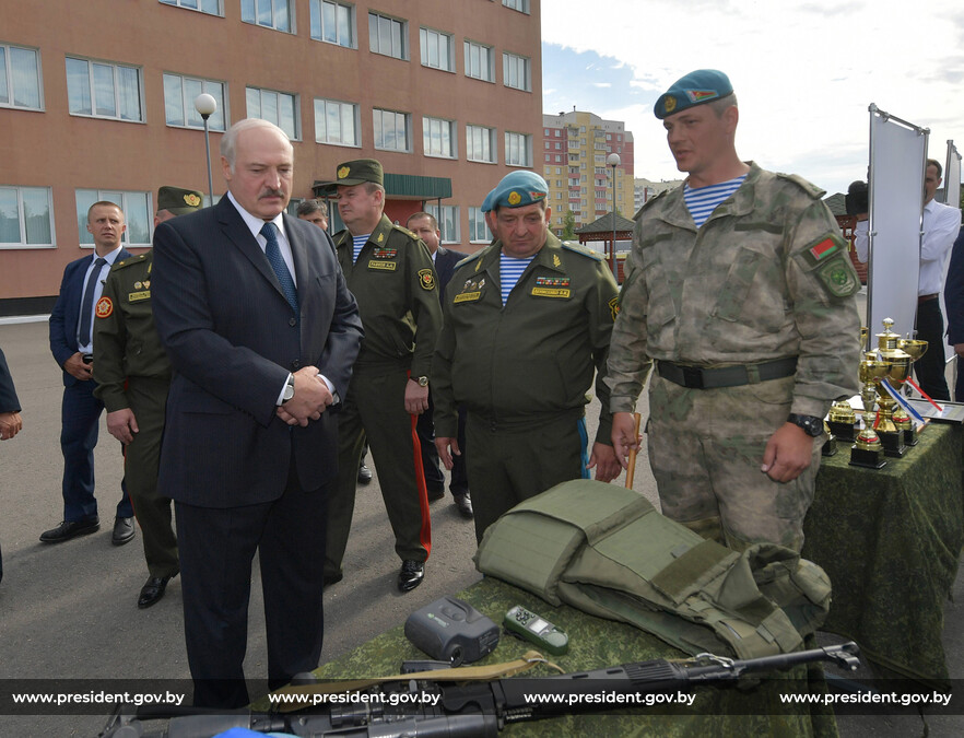 Visit to 103rd Independent Guards Airborne Brigade in Vitebsk ...