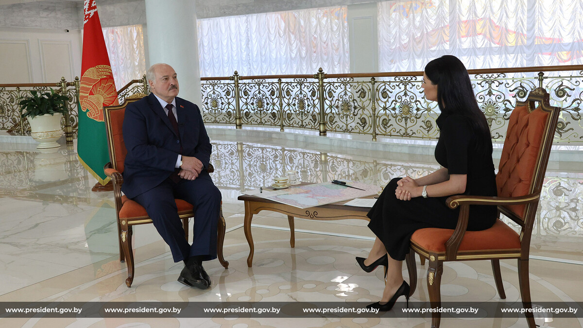 Interview with Ukrainian journalist Diana Panchenko | Official Internet ...