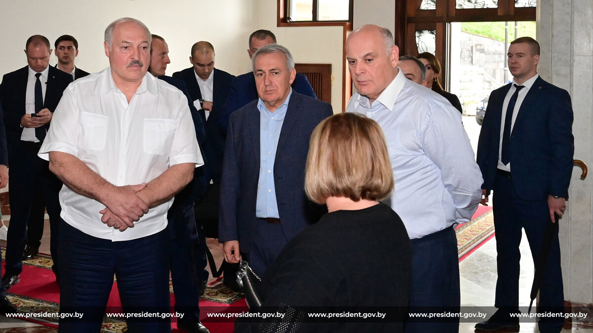 Aleksandr Lukashenko visits historical places on north-eastern Black ...